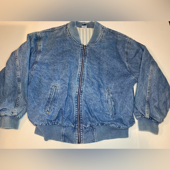 MGM Grand Las Vegas | Jackets & Coats | Vintage Made In The Usa Mgm ...